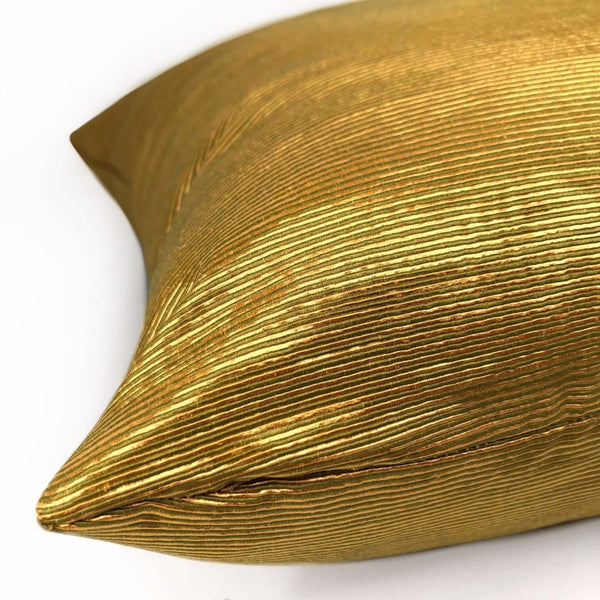 Beacon Hill 24 Karat Gold Moire Pillow Cover – Aloriam