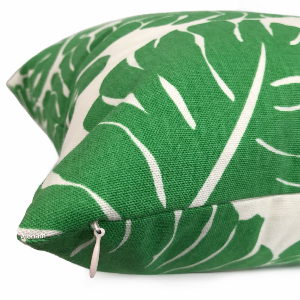 Martinique Green Modern Palm Leaf Print Pillow Cover – Aloriam
